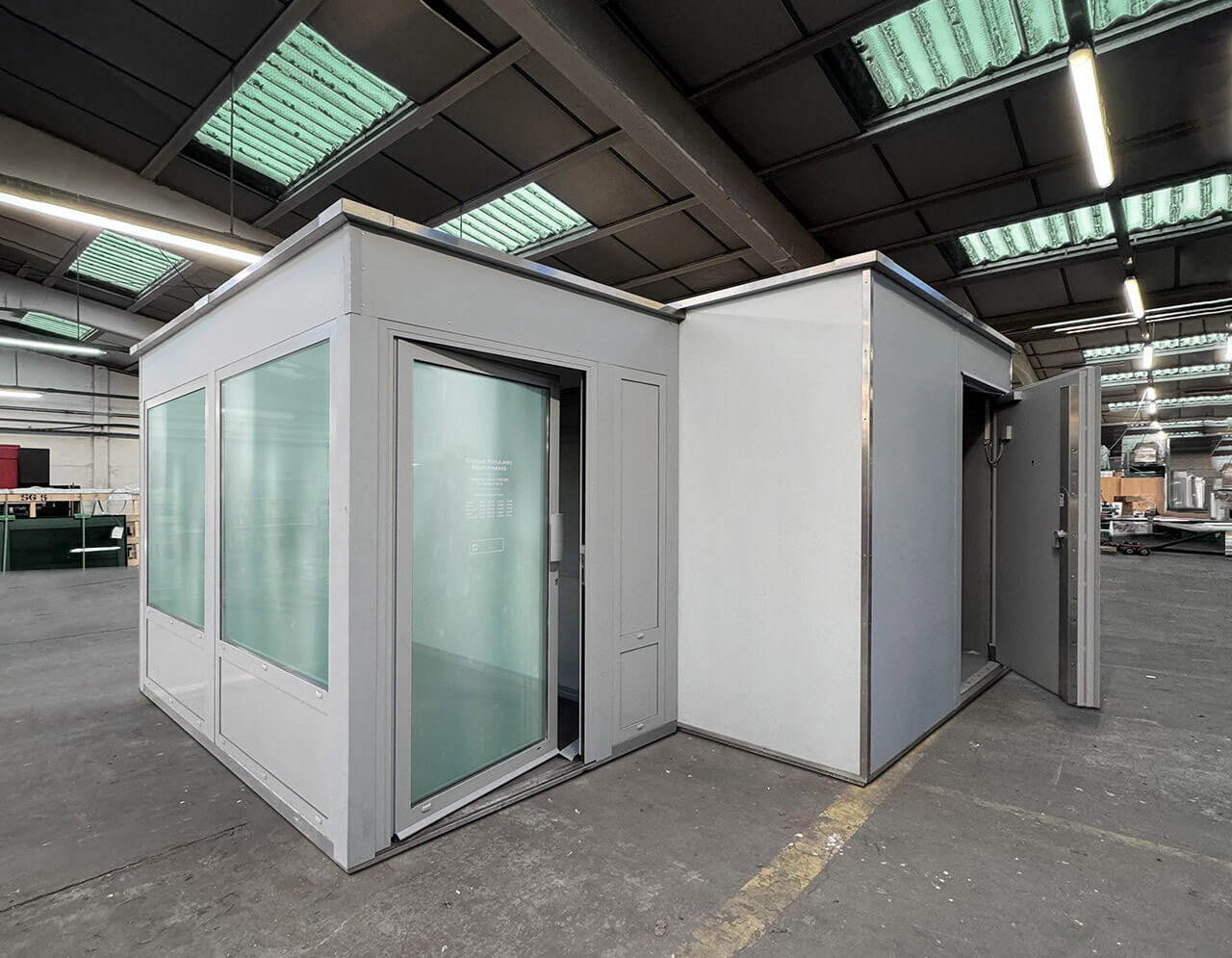 Local bancaire provisoire avec ETS - Bünkl